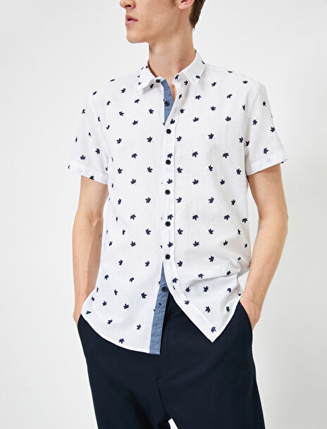 Koton Erkek Minimal Yaprak Desenli Pamuklu Kısa Kollu Slim Fit Gömlek Koton Erkek Minimal Yaprak Desenli Pamuklu Kısa Kollu Slim Fit Gömlek