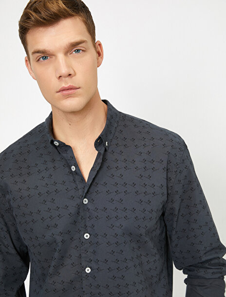 Koton Erkek Minimal Desenli Yakası Düğmeli Regular Fit Casual Gömlek Koton Erkek Minimal Desenli Yakası Düğmeli Regular Fit Casual Gömlek