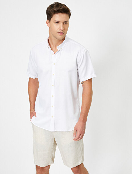 Koton Erkek Yakası Düğmeli Slim Fit Kısa Kollu Gömlek