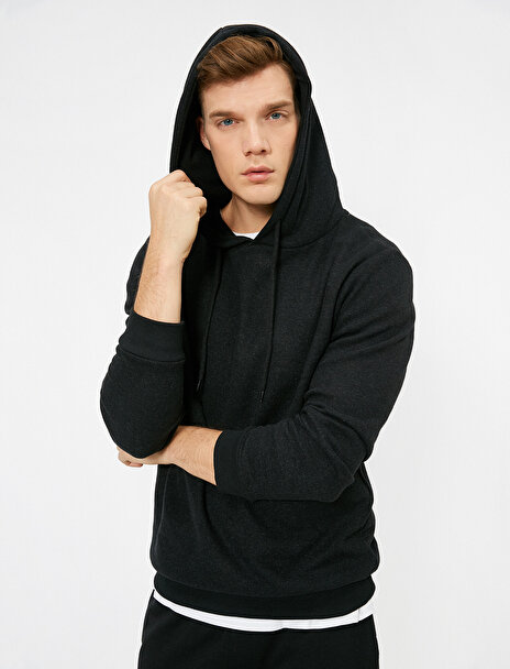 Koton Erkek Kapüşonlu Yumuşak Dokulu Basic Sweatshirt Koton Erkek Kapüşonlu Yumuşak Dokulu Basic Sweatshirt