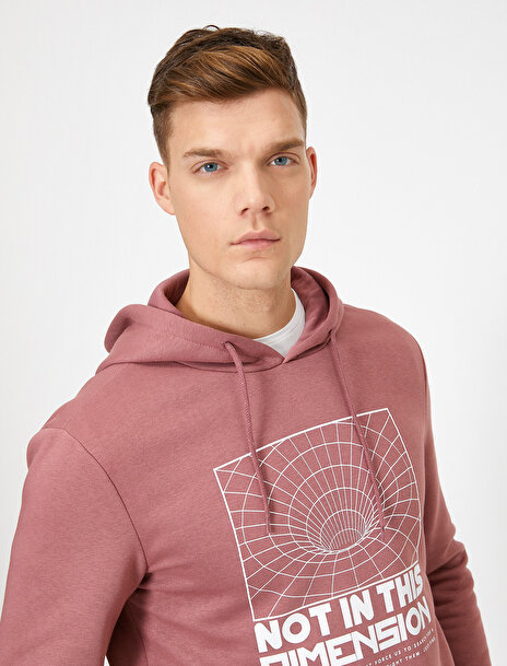 Koton Erkek Kapüşonlu Slogan Baskılı Uzun Kollu Sweatshirt Koton Erkek Kapüşonlu Slogan Baskılı Uzun Kollu Sweatshirt