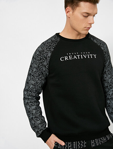 Koton Erkek Bisiklet Yaka Reglan Kollu Slogan Basklı Sweatshirt Koton Erkek Bisiklet Yaka Reglan Kollu Slogan Basklı Sweatshirt