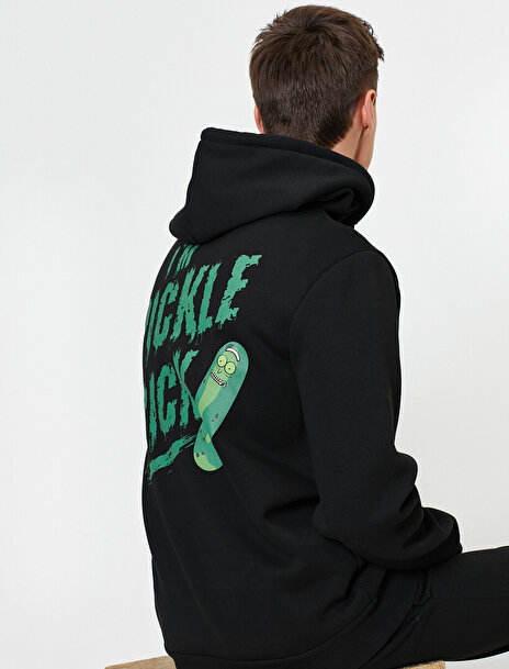 Koton Erkek Rick And Morty Lisanslı Sırt ve Göğsü Baskılı Sweatshirt