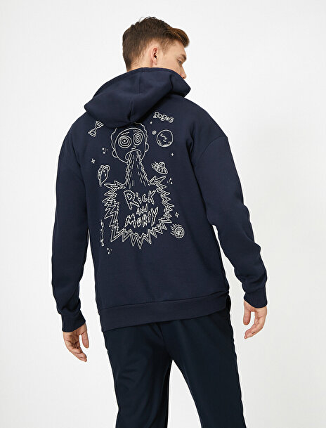 Koton Erkek Rick And Morty Lisanslı Göğsü ve Sırtı Baskılı Sweatshirt