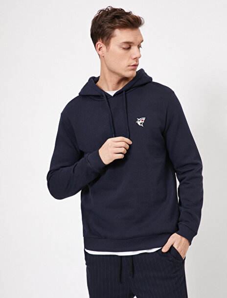 Koton Erkek Kapüşonlu İşleme Detaylı Uzun Kollu Sweatshirt