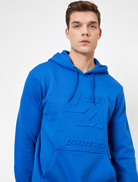 Koton Erkek Kapüşonlu Kabartma Baskılı Kanguru Cepli Sweatshirt Koton Erkek Kapüşonlu Kabartma Baskılı Kanguru Cepli Sweatshirt