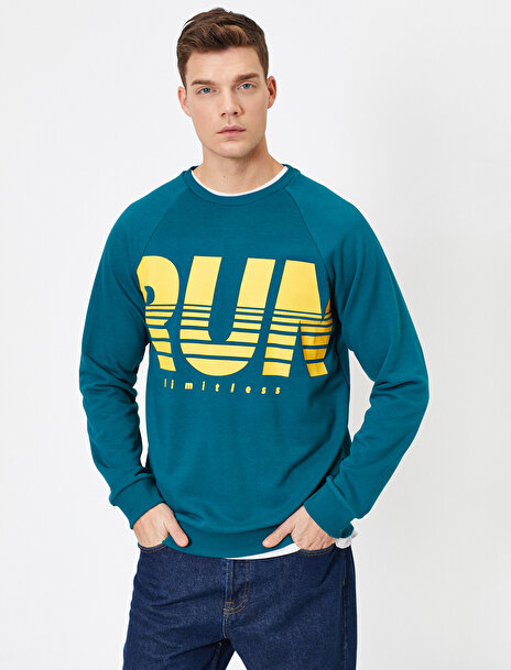 Koton Erkek Reglan Kollu Slogan Baskılı Bisiklet Yaka Sweatshirt Koton Erkek Reglan Kollu Slogan Baskılı Bisiklet Yaka Sweatshirt