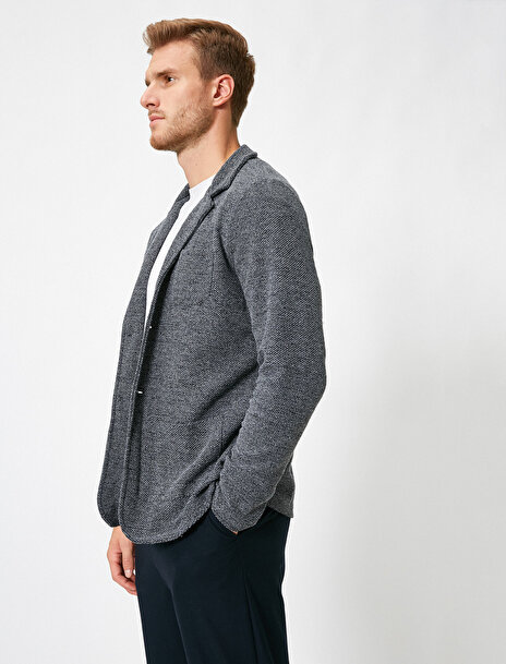 Koton Erkek Blazer Form Düğme Detaylı Slim Fit Hırka Koton Erkek Blazer Form Düğme Detaylı Slim Fit Hırka