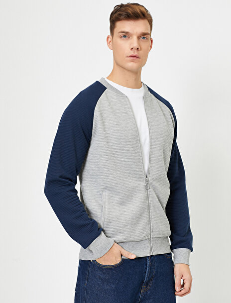 Koton Erkek Fermuarlı Cep Detaylı Bomber Yaka Renk Bloklu Hırka Koton Erkek Fermuarlı Cep Detaylı Bomber Yaka Renk Bloklu Hırka