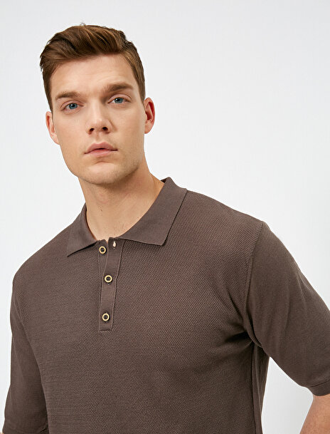 Koton Erkek Polo Yaka Dokulu Kumaş Slim Fit Triko Kazak Koton Erkek Polo Yaka Dokulu Kumaş Slim Fit Triko Kazak