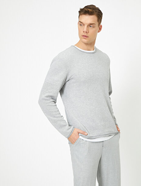 Koton Erkek Bisiklet Yaka Dokulu Kumaş Mevsimlik Slim Fit Kazak Koton Erkek Bisiklet Yaka Dokulu Kumaş Mevsimlik Slim Fit Kazak