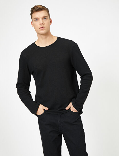 Koton Erkek Bisiklet Yaka Dokulu Kumaş Mevsimlik Slim Fit Kazak Koton Erkek Bisiklet Yaka Dokulu Kumaş Mevsimlik Slim Fit Kazak
