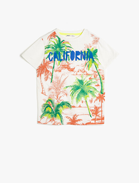 Koton Erkek Çocuk Desenli Pamuklu Kontrast Renk Slogan Baskılı Tişört Koton Erkek Çocuk Desenli Pamuklu Kontrast Renk Slogan Baskılı Tişört