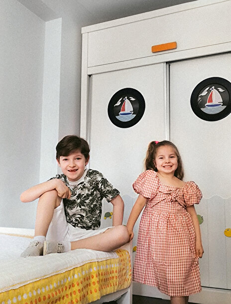 Koton Erkek Çocuk Yaprak Desenli Pamuklu Kısa Kollu Bisiklet Yaka Tişört