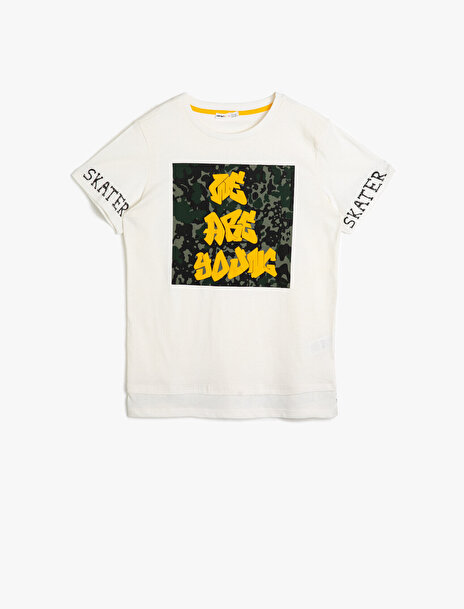 Koton Erkek Çocuk Kamuflaj Desenli Yazılı Baskılı Pamuklu Bisiklet Yaka Tişört