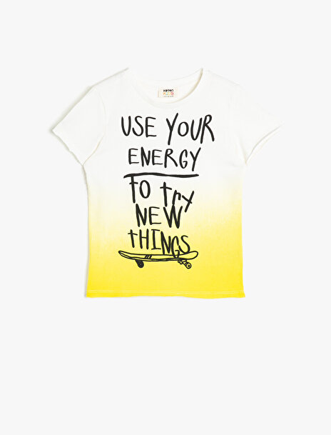 Koton Erkek Çocuk Geçişli Renkli Slogan Baskılı Pamuklu Kısa Kollu Bisiklet Yaka Tişört