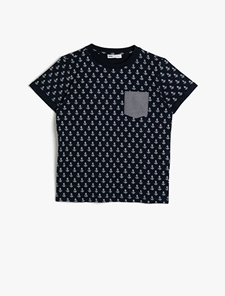 Koton Erkek Çocuk Baskılı Kontrast Renk Cepli Kısa Kollu Bisiklet Yaka Tişört Koton Erkek Çocuk Baskılı Kontrast Renk Cepli Kısa Kollu Bisiklet Yaka Tişört