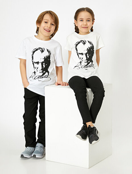 Koton Erkek Çocuk 5 Cep Pamuk Gabardin Basic Pantalon Koton Erkek Çocuk 5 Cep Pamuk Gabardin Basic Pantalon