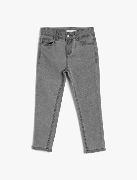 Koton Erkek Çocuk 5 Cepli Basic Slim Fit Dar Paça Jean Pantolon Koton Erkek Çocuk 5 Cepli Basic Slim Fit Dar Paça Jean Pantolon
