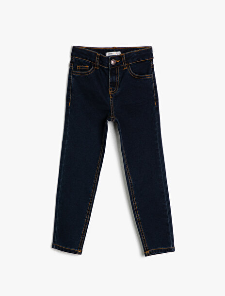 Koton Erkek Çocuk 5 Cepli Basic Slim Fit Dar Paça Jean Pantalon Koton Erkek Çocuk 5 Cepli Basic Slim Fit Dar Paça Jean Pantalon