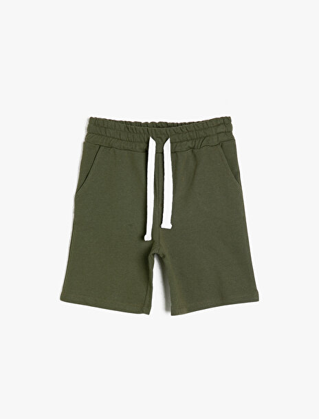 Koton Erkek Çocuk Basic İnce Sweat Kumaşından Cepli Beli Kordonlu Şort Koton Erkek Çocuk Basic İnce Sweat Kumaşından Cepli Beli Kordonlu Şort