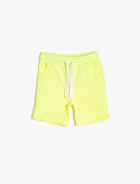 Koton Erkek Çocuk Basic İnce Sweat Kumaşından Cepli Beli Kordonlu Şort Koton Erkek Çocuk Basic İnce Sweat Kumaşından Cepli Beli Kordonlu Şort