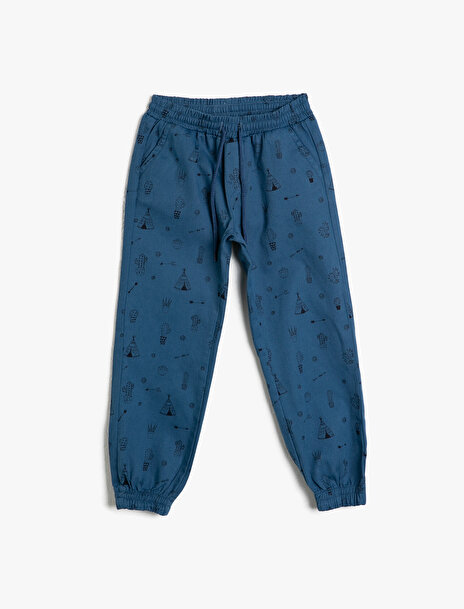 Koton Erkek Çocuk Desenli Beli Paçası Lastikli Pamuklu Gabardin Kumaştan Jogger Pantalon Koton Erkek Çocuk Desenli Beli Paçası Lastikli Pamuklu Gabardin Kumaştan Jogger Pantalon
