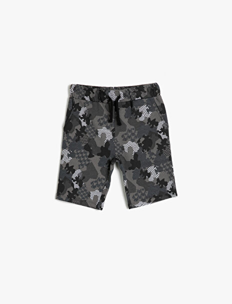 Koton Erkek Çocuk Kamuflaj Desenli İnce Sweat Kumaşından Beli Ribanalı ve Kordonlu Şort
