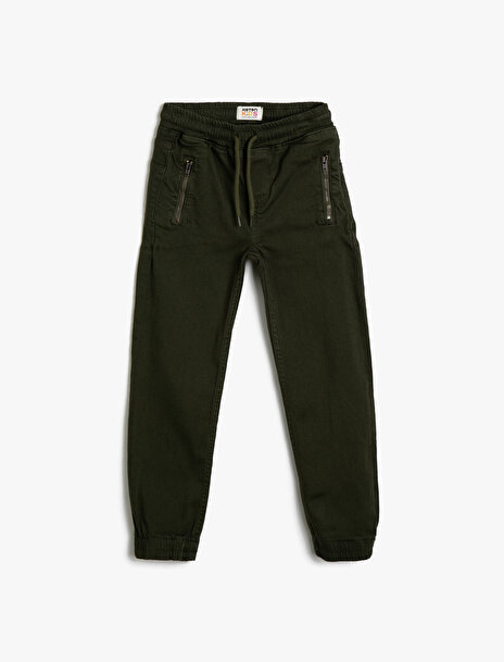 Koton Erkek Çocuk Fermuar Cepli Lastikli Beli Kordonlu Rahat Kesim Jean Pantalon Koton Erkek Çocuk Fermuar Cepli Lastikli Beli Kordonlu Rahat Kesim Jean Pantalon