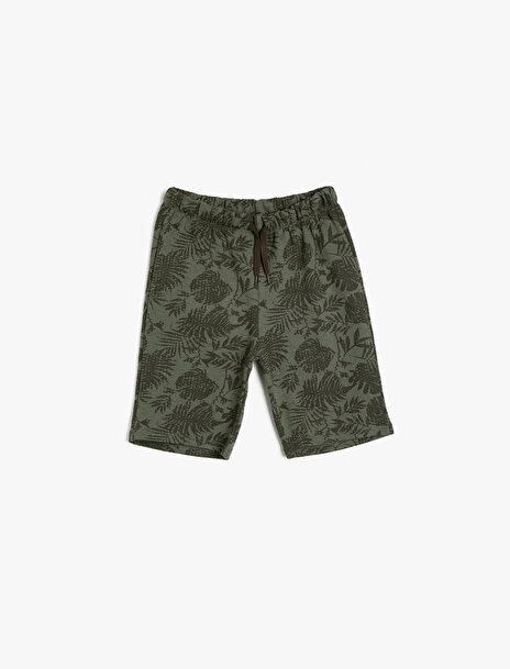 Koton Erkek Çocuk Desenli İnce Sweat Kumaşından Beli Ribanalı ve Kordonlu Cepli Şort