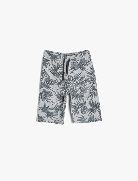 Koton Erkek Çocuk Desenli İnce Sweat Kumaşından Beli Ribanalı ve Kordonlu Cepli Şort