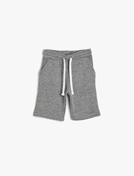 Koton Erkek Çocuk Normal Bel İnce Sweat Kumaşından Cepli Beli Kordonlu Şort Koton Erkek Çocuk Normal Bel İnce Sweat Kumaşından Cepli Beli Kordonlu Şort