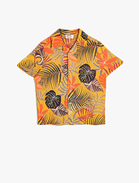 Koton Erkek Çocuk Dökümlü Viskon Kumaştan Geniş Resort Yakalı Kısa Kollu Rahat Gömlek