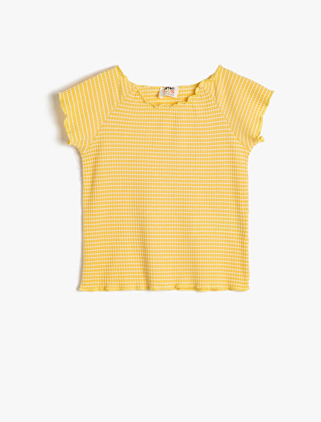 Koton Kız Çocuk Çizgili Dokulu Esnek Yumuşak Kumaştan Bisiklet Yaka Kısa Kollu Tişört Koton Kız Çocuk Çizgili Dokulu Esnek Yumuşak Kumaştan Bisiklet Yaka Kısa Kollu Tişört