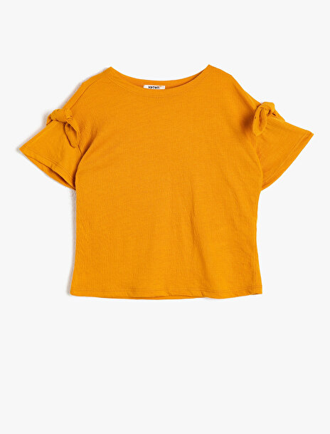 Koton Kız Çocuk Dokulu Yumuşak Kumaştan Kolu Fırfırlı Bağlamalı Bisiklet Yaka Kısa Kollu Tişört