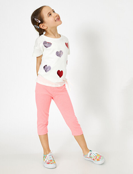 Koton Kız Çocuk Pamuklu Yumuşak Çift Taraflı Pullu Kısa Kollu Tişört