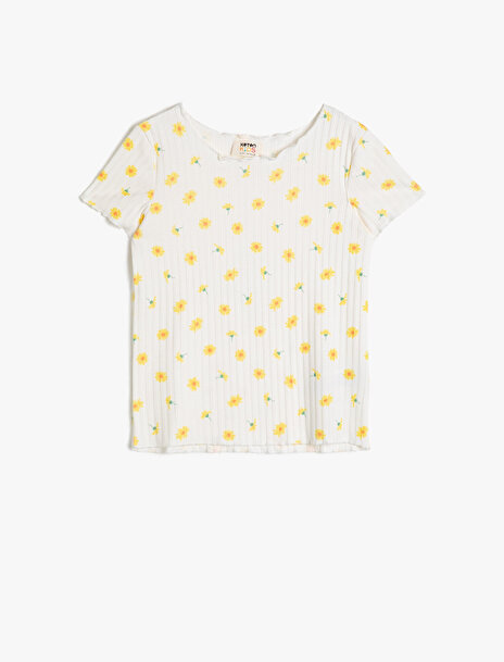 Koton Kız Çocuk Çiçekli Dokulu Yumuşak Kumaştan Bisiklet Yaka Kısa Kollu Tişört