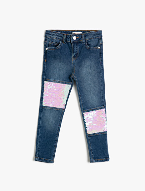 Koton Kız Çocuk Dizde Çift Taraflı Pullu Beli Ayar Lastikli Dar Kalıp Normal Bel Jean Pantolon Koton Kız Çocuk Dizde Çift Taraflı Pullu Beli Ayar Lastikli Dar Kalıp Normal Bel Jean Pantolon