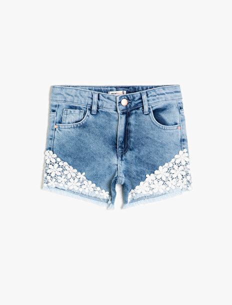 Koton Kız Çocuk Rahat Kesimli Dantelli Beli Ayar Lastikli Kısa Jean Şort Koton Kız Çocuk Rahat Kesimli Dantelli Beli Ayar Lastikli Kısa Jean Şort