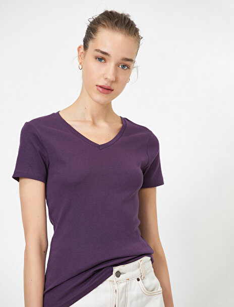 Koton Kadın Standart Kesim V Yaka Basic Tişört
