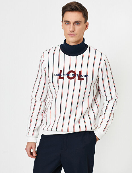 Koton Erkek Bisiklet Yaka Yazı Baskılı İşlemeli Çizgili Sweatshirt