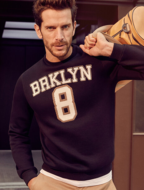 Koton Erkek Bisiklet Yaka Yazı İşlemeli Uzun Kollu Sweatshirt