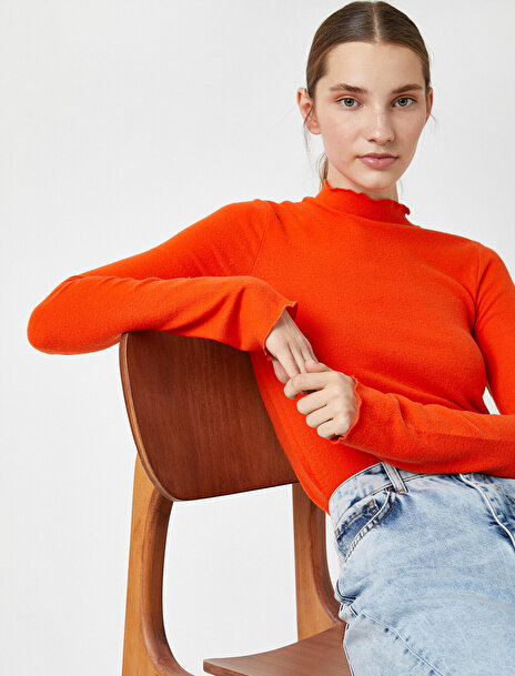 Koton Kadın Dik Yaka Basic Uzun Kollu T-Shirt Koton Kadın Dik Yaka Basic Uzun Kollu T-Shirt