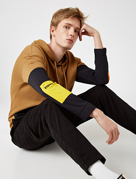 Koton Erkek Erkek Yazılı Baskılı Renk Bloklu Kapüşonlu Sweatshirt Koton Erkek Erkek Yazılı Baskılı Renk Bloklu Kapüşonlu Sweatshirt