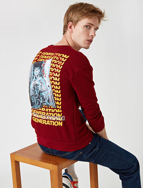 Koton Erkek Sırt Pach Baskılı Nakış Detaylı Bisiklet Yaka Uzun Kollu Sweatshirt