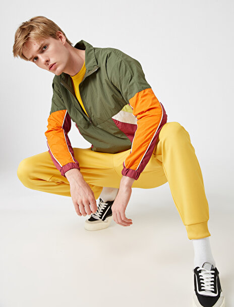 Koton Erkek Fermuar Detaylı Yüksek Yaka Uzun Kollu Sweatshirt Koton Erkek Fermuar Detaylı Yüksek Yaka Uzun Kollu Sweatshirt