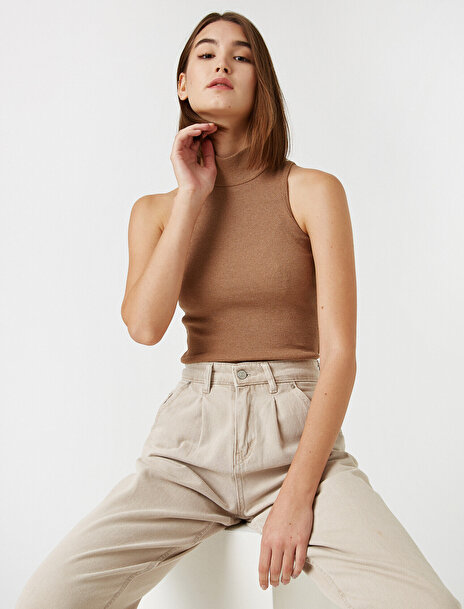 Koton Kadın Balıkçı Yaka Kolsuz Atlet