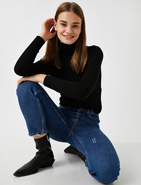 Koton Kadın Yüksek Bel Comfort Strech Mom Jeans Koton Kadın Yüksek Bel Comfort Strech Mom Jeans