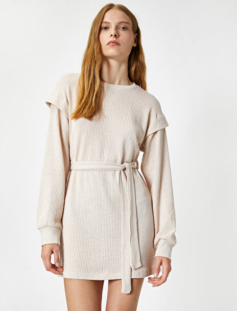 Koton Kadın Omuz Detaylı Kemerli Uzun Kollu Kısa Elbise