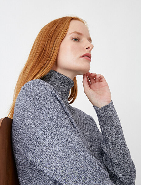 Koton Kadın Pamuklu Balıkçı Yaka Triko Kazak